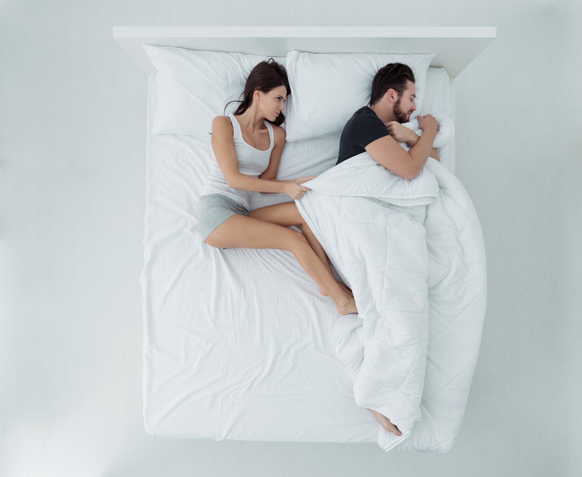 Couples & Sheets: Finding Harmony in Shared Bedding
